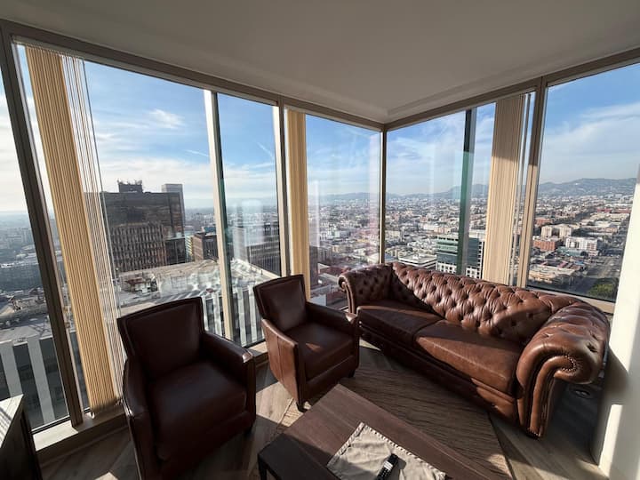 K-town Foodie Retreat | Sleek & Modern 2br/2ba Hub - Westlake - Los Angeles