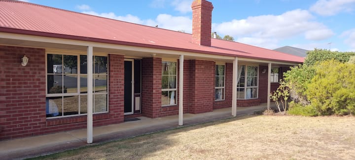 Rail Trail House - Leopold