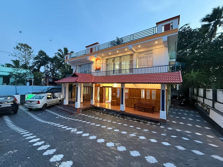 Alok Appartment In Kovalam Junction - Kovalam