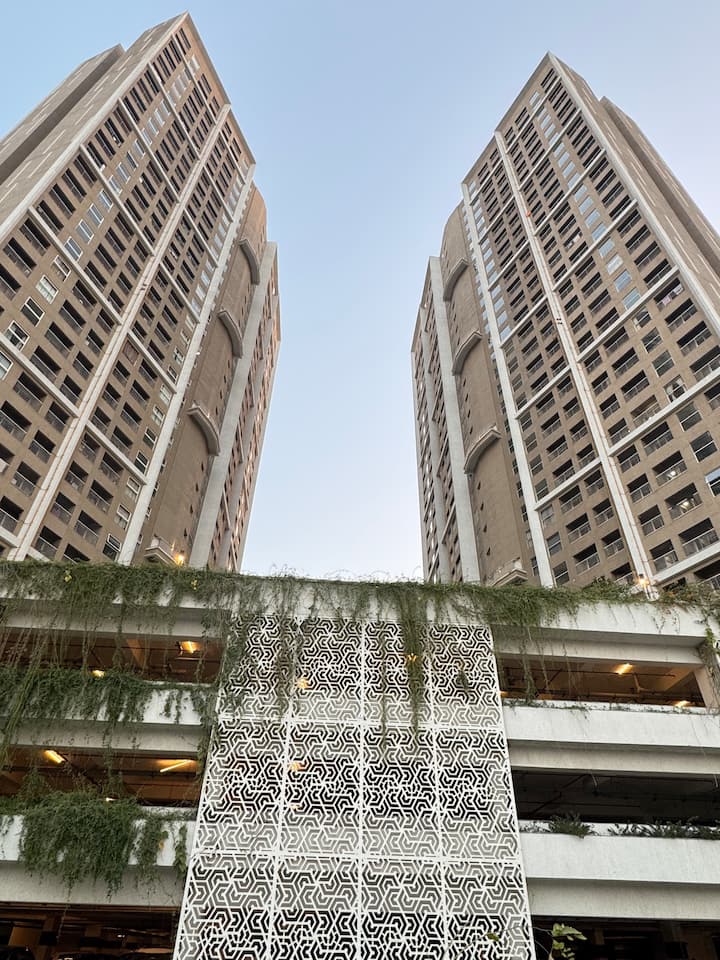 Aura Sky Suite - Gandhinagar