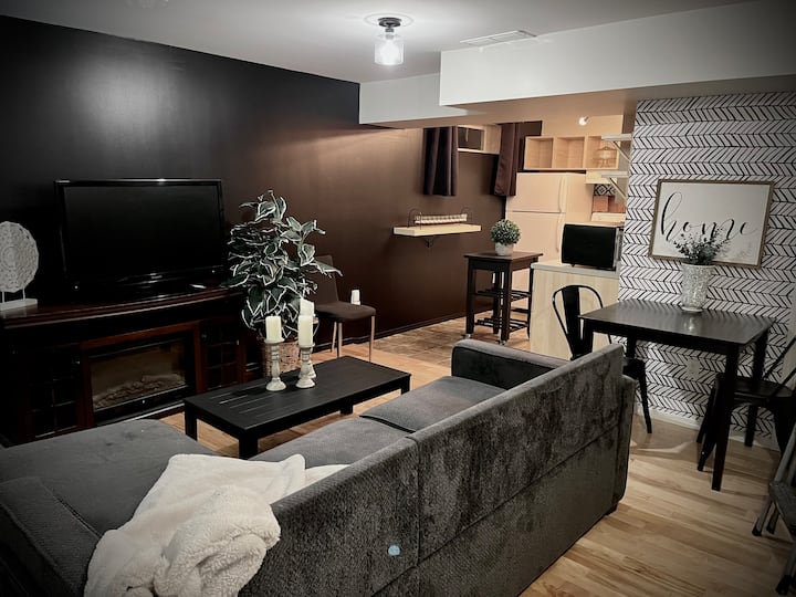 Suite Stella
Westside Suite Kitchen & Sleeps 2-4 - 레스브리지