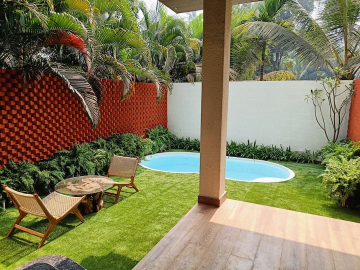 Luxury Twin Room With Private Pool In Alibag - Alibag