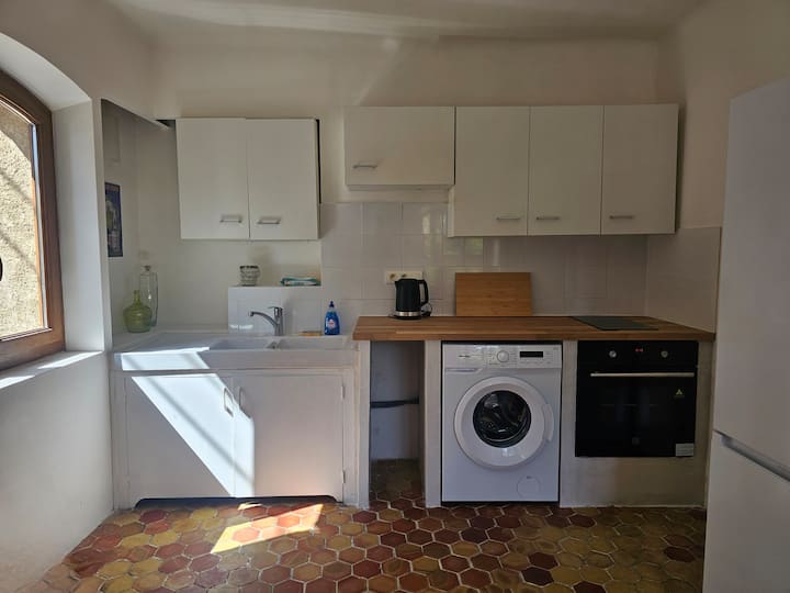 Petit Appartement Au Cœur Du Village - Lourmarin