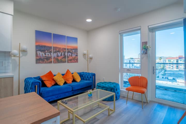 K-town Luxury Apartment | Modern High-rise 2 Beds - Los Angeles, CA