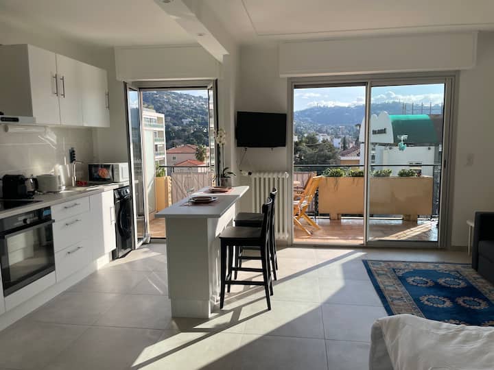 Cannes Beau Studio Wifi Clim Proche Palais-plage - Cannes