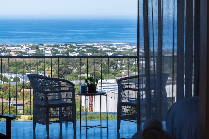 Ocean Horizon Suite 3- 
Luxury Sea View - Fisherhaven