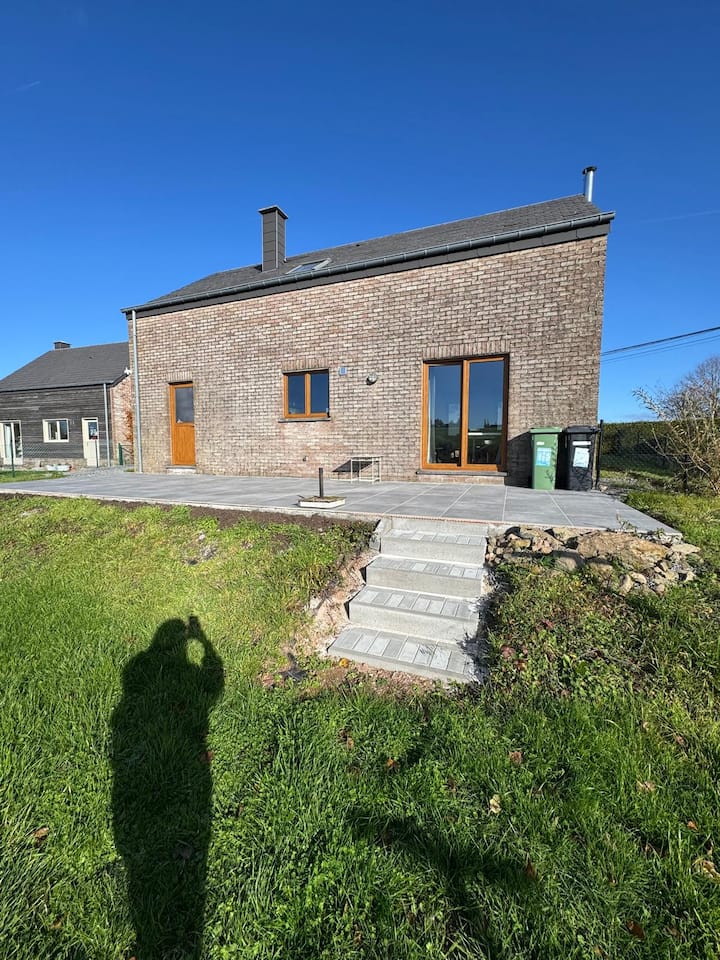 Charmant Huisje Te Huur In Winenne - Beauraing