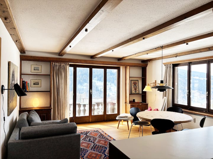 Cozy And Sunny Apartment With A Stunning View - Klosters-Serneus