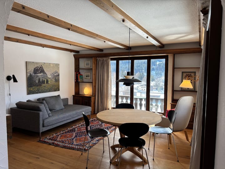 Cozy And Sunny Apartment With A Stunning View - Klosters-Serneus