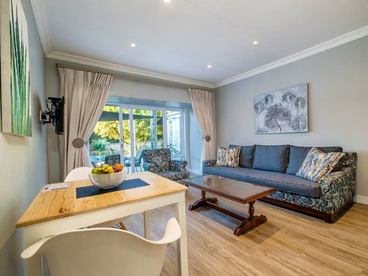 Luxury Two Bedroom Queen Suite + Concierge Service - Johannesburg