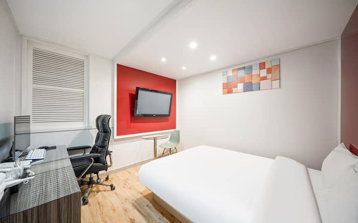 최신사양 Pc 룸 - South Korea