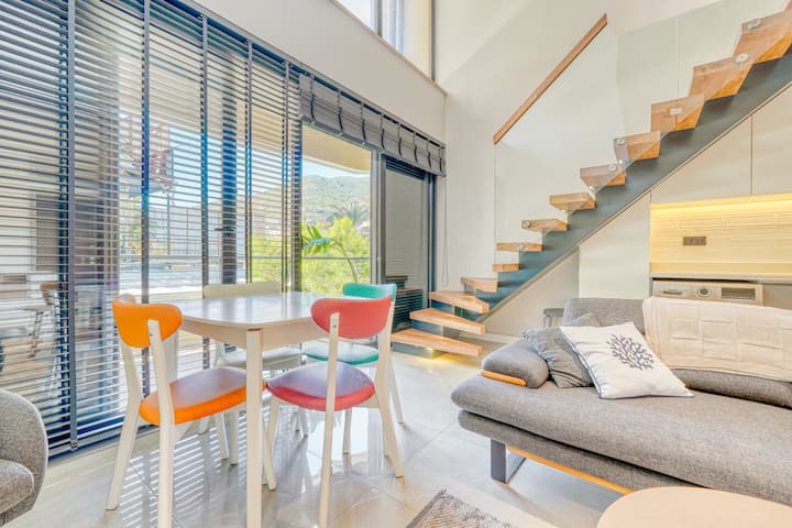 Kleopatra Plajında Loft Daire - Alanya