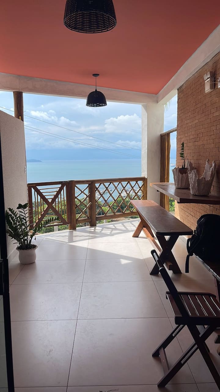 Casa Em Ilhabela Centro Histór
5 Minutos Do Centro - Ilhabela