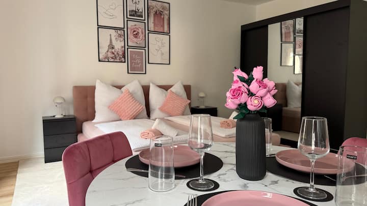 Boutique-studio Am Hafen „Pretty In Pink“ - Bregenz