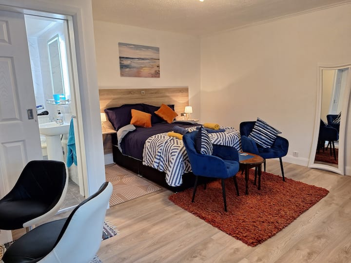 #4 At Keeles Georgian Townhouse - Birr