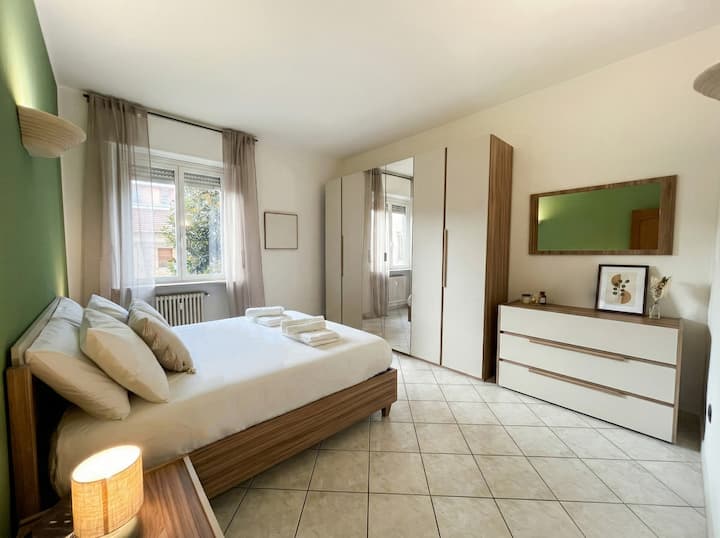 Green Apartment – 1 Camera, Living, Self Check-in - Novara