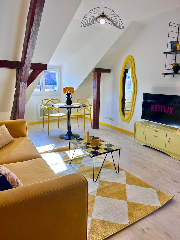 Yellow Suite - Séjour Design - Mulhouse/vosges - Lac du Lachtelweiher