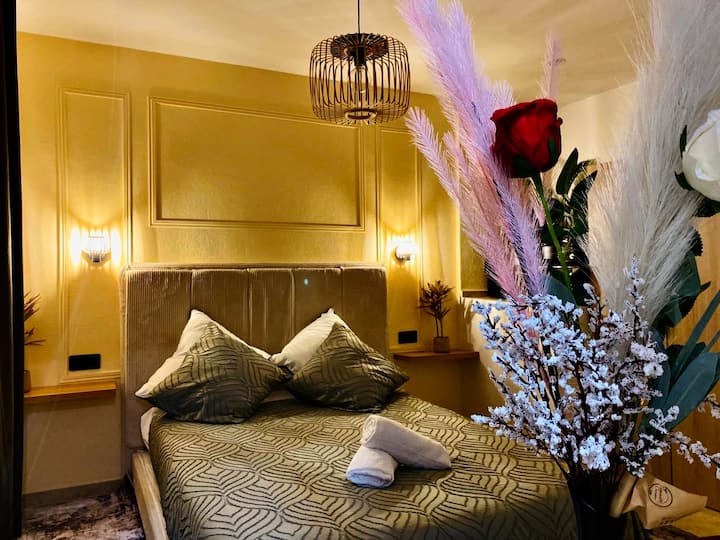 Suite 24 · 5 Min Circuit 24h Du Mans - Le Mans