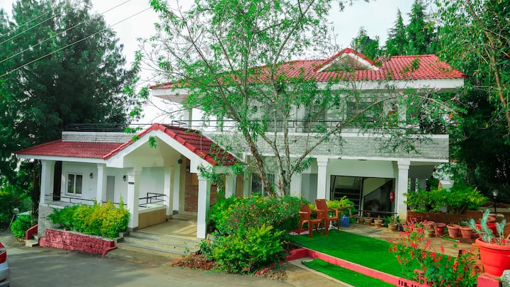 Lavender Villa By Honeybee - Coonoor