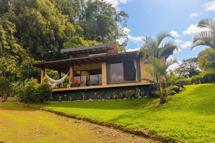 Casa Moderna En El Chocó Andino - Naturaleza - Pedro Vicente Maldonado