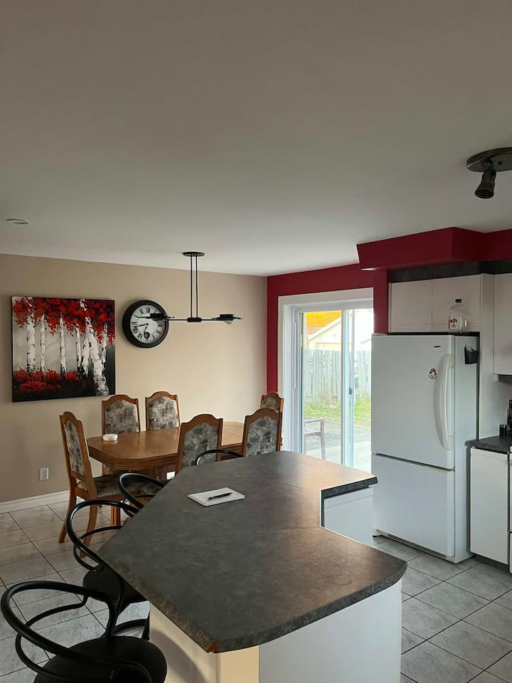 Logement Complet 4 Chambres - Saguenay