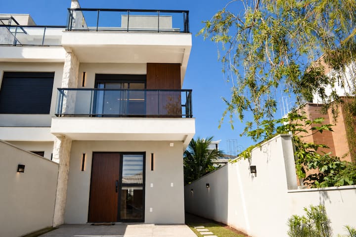 3 Suite Home With Ocean Breeze In Prime Location - Florianópolis