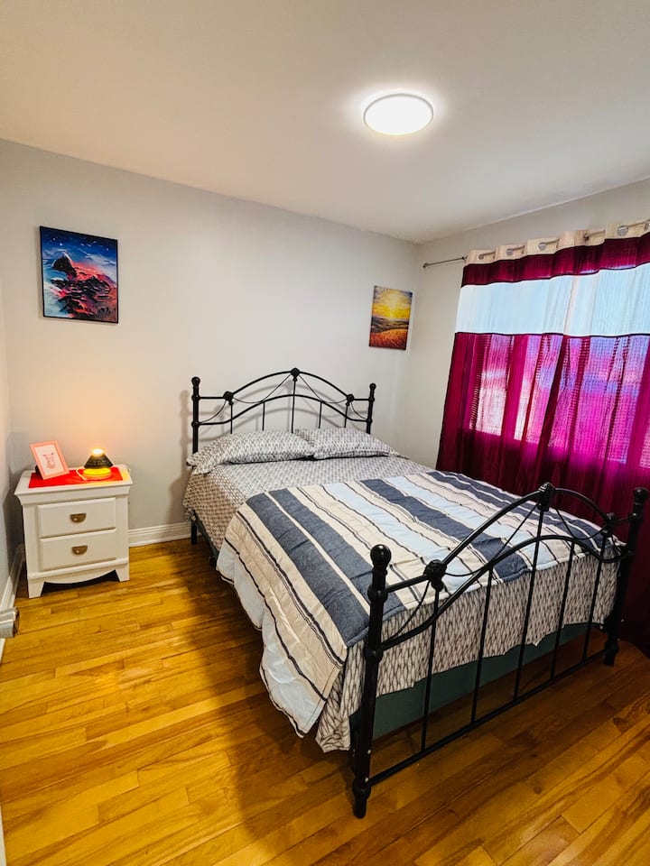 The Entire House Unit In Montreal - Longueuil