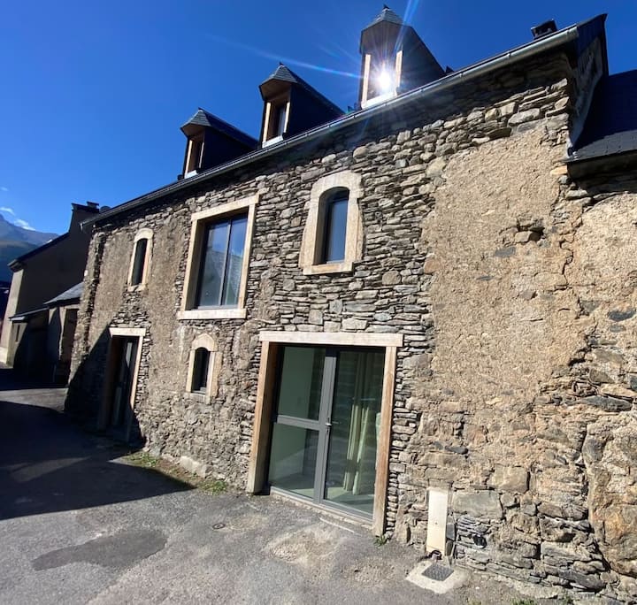Gîte De Village Refait à Neuf Face Aux Montagnes - Saint-Lary-Soulan
