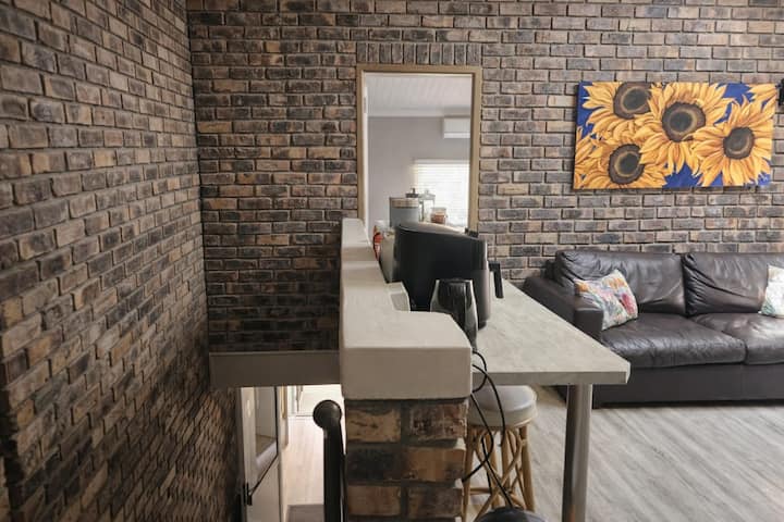 Ca3b Small Budget Flat In Clanwilliam - Clanwilliam