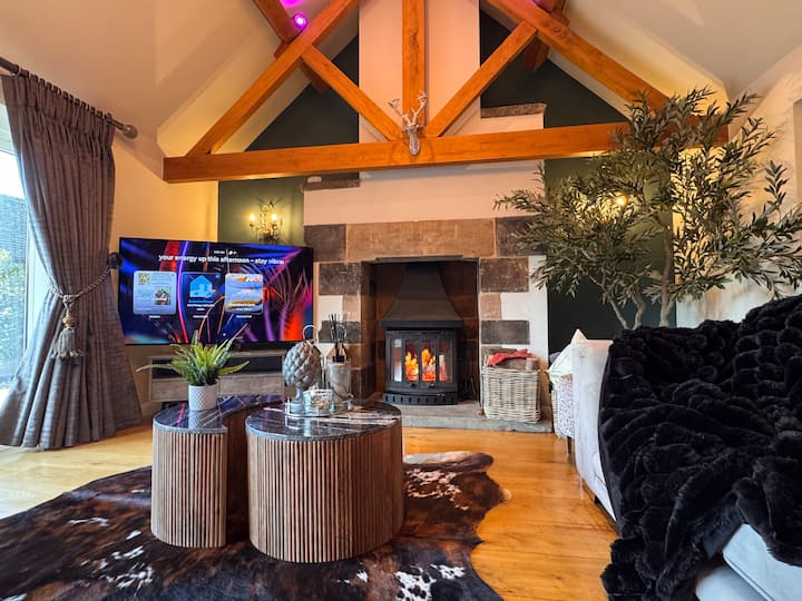 Luxury 2 Bed Barn Conversion - Loughborough