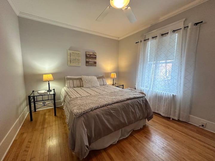 Urban Oasis With Designer Touches - Cornwall, ON, Canada