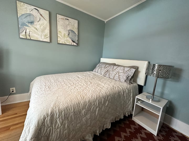 Boutique Style Private Room - Cornwall