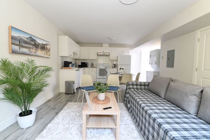 Langley Cozy Retreat | 2br | Private Entry | 6 - Langley, BC