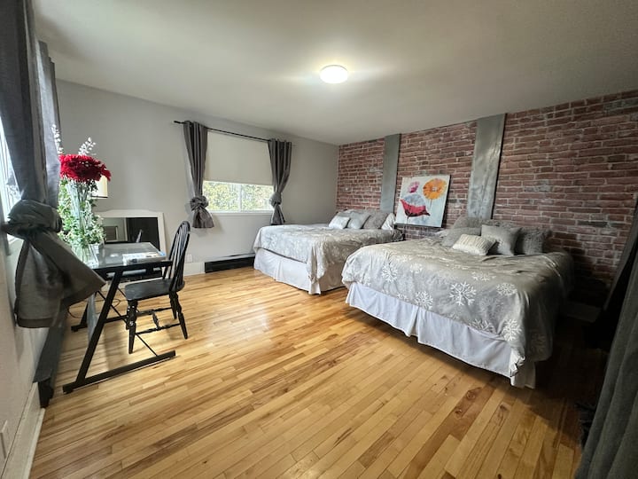 The Industrial Luxe Room - Cornwall