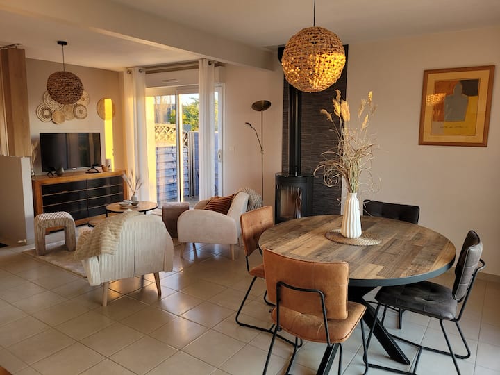 Maison à 800 M De La Plage. - Penmarch