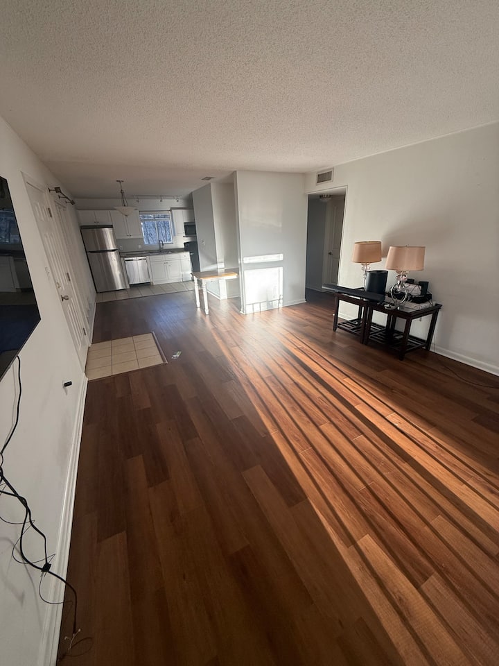 Private Bedroom And Bathroom In A Family House - Gainesville, FL