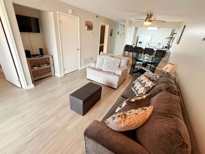 Bearland Getaway/freeparking/gatlinburg/sleeps6 - Gatlinburg, TN