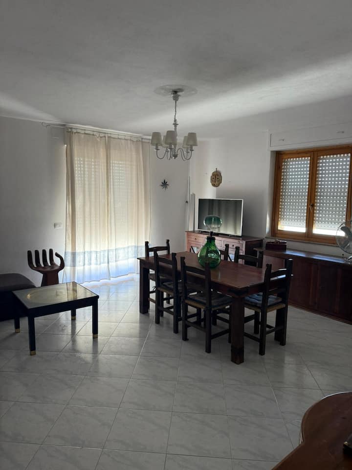 Grande Casa Con Terrazzo 150 Mt Dalla Spiaggia - Alghero