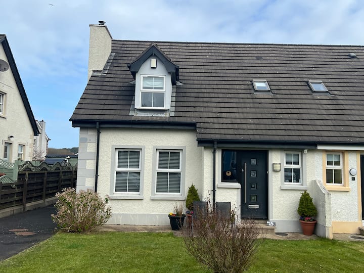 Large Family Home In Quiet Cul-de-sac Ballycastle - Ballycastle
