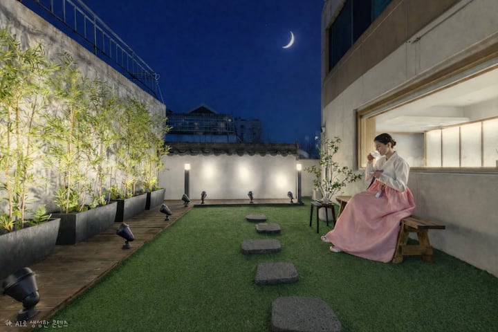 1 Min Subway • Central Seoul/ 5 Beds • 2 Bath • Ev - Seoul