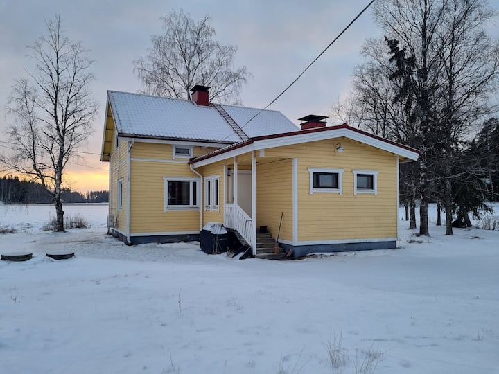 Mökki Maaseudun Rauhassa - Aura