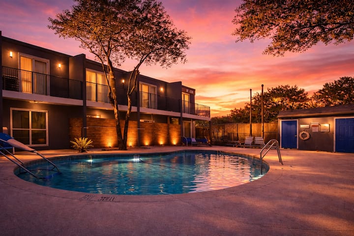 5 Mins To*unt* & *Texas Health* *Baylor Scott* - Denton, TX