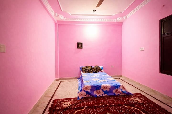 Independent Villa With Private Parking - Kanpur
