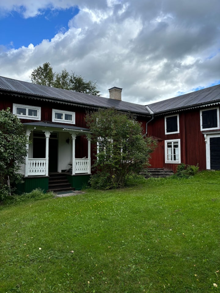 Bo På En Hälsingegård I Sommar - Iggesund