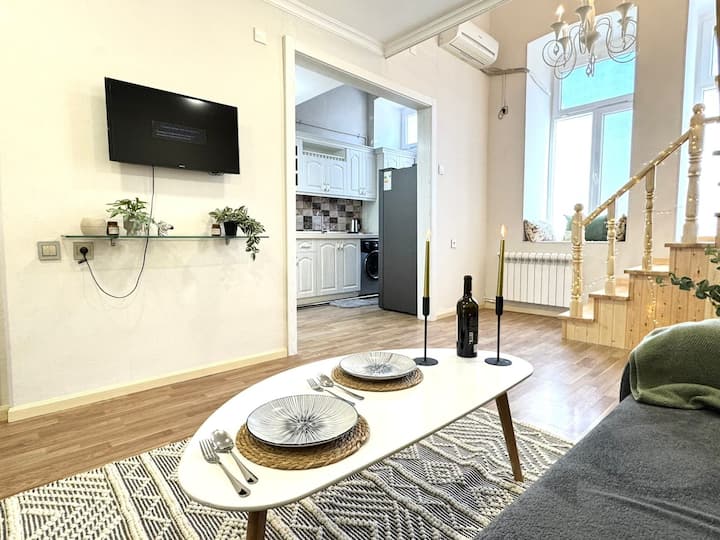 Entire Duplex Apartment At Center Of Baku - Baku