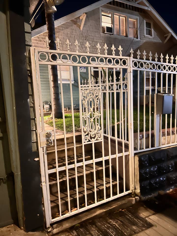 Detached Casita Wood St, Across Rcc And Rch &Usr - Riverside