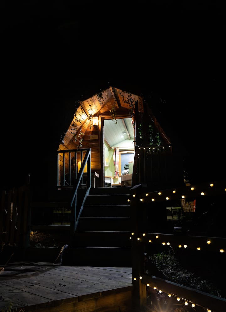 Goldcrest Shepard's Hut -Lakeside View - Cambridgeshire