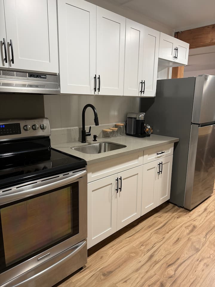 Haleiwa Beach Home - Haleiwa, HI