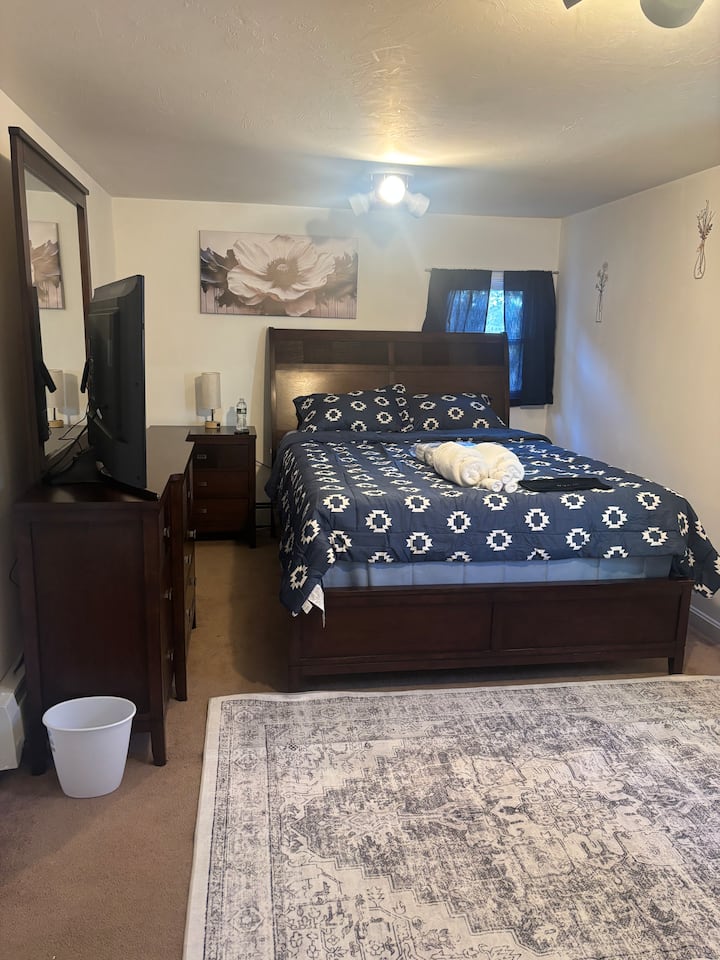 Clean And Quiet Double Rooms In Worcester - Worcester, MA