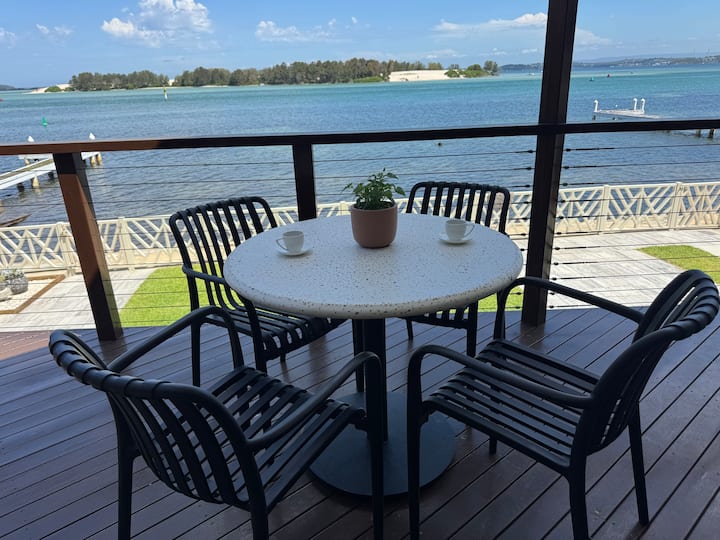 Marks Point Waterfront Retreat - オーストラリア ベルモント